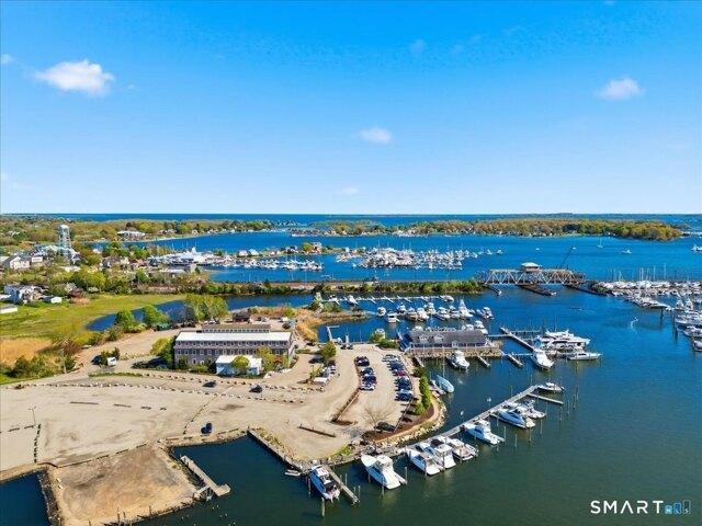 condo with 2 bedroom, Stonington CT ES104540886