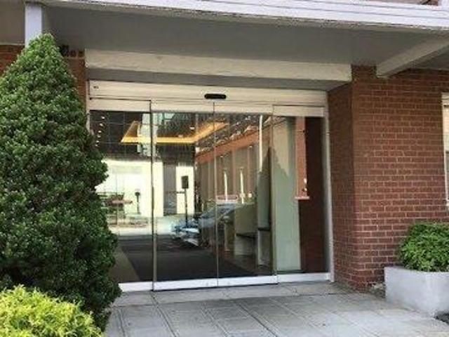 condo with 2 bedroom, Stamford CT DLS102063082
