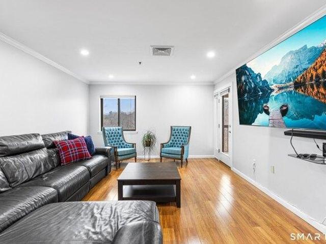 condo with 2 bedroom, Stamford CT DS102215866