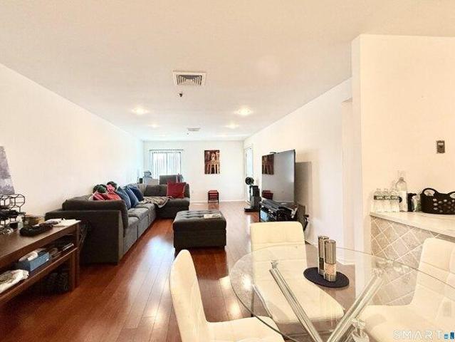 condo with 2 bedroom, Stamford CT DS102725892