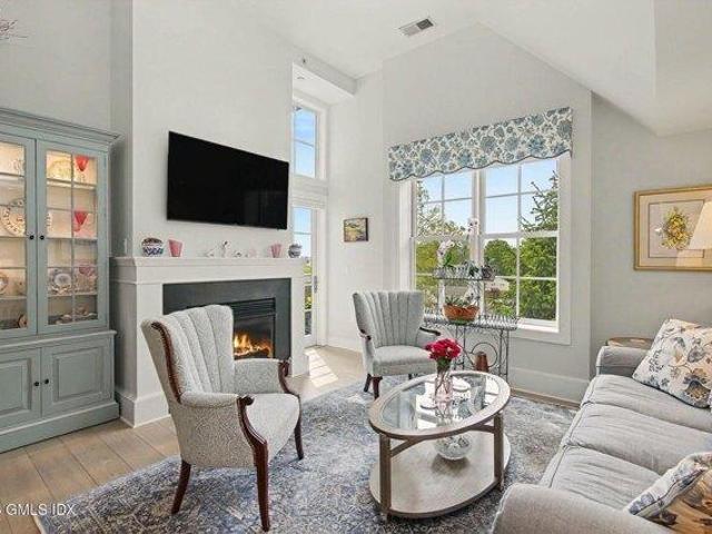 condo with 2 bedroom, Stamford CT DS103187767
