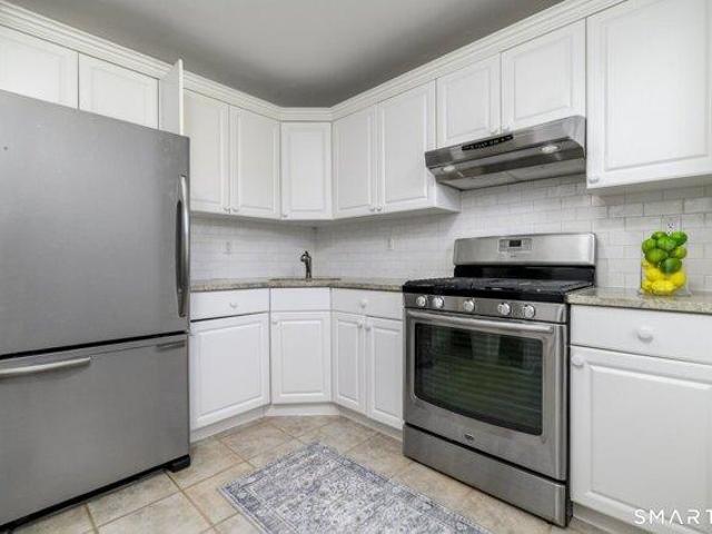 condo with 2 bedroom, Stamford CT DS104232374