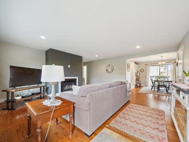 condo with 2 bedroom, Stamford CT DS88544249
