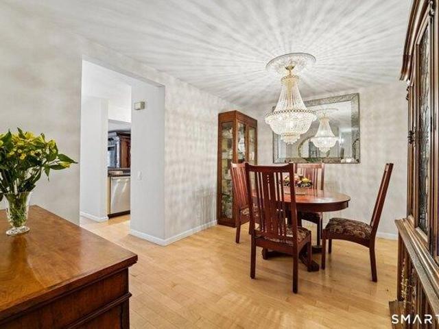 condo with 2 bedroom, Stamford CT ES103189025