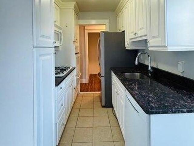 condo with 2 bedroom, Stamford CT ES104444131