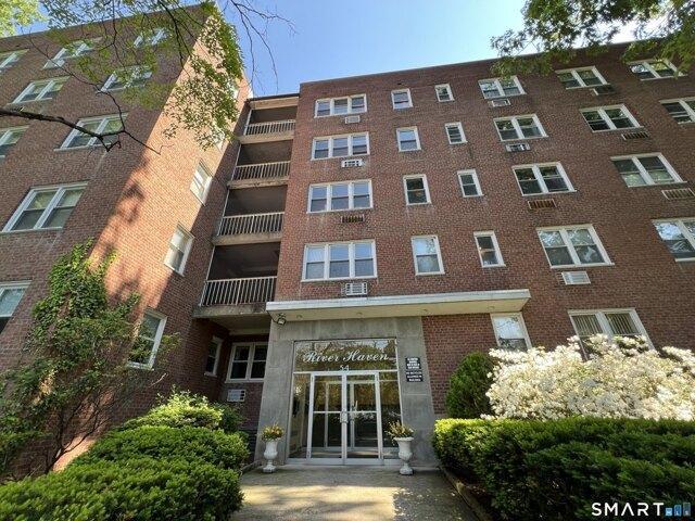 condo with 2 bedroom, Stamford CT ES104445413
