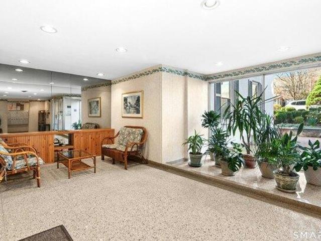 condo with 2 bedroom, Stamford CT ES104834184
