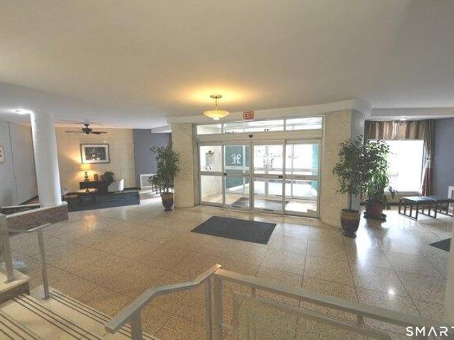 condo with 2 bedroom, Stamford CT ES105140281