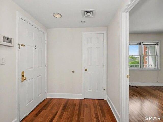 condo with 2 bedroom, Stamford CT ES105157910