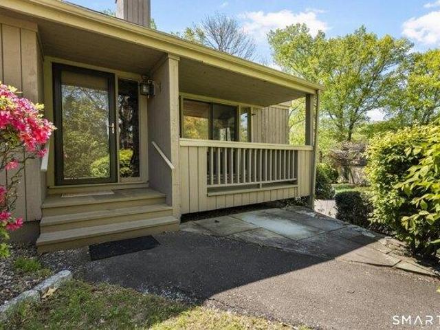 condo with 2 bedroom, Stratford CT ES103437957