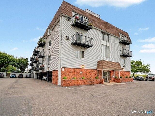 condo with 2 bedroom, Stratford CT ES105125708