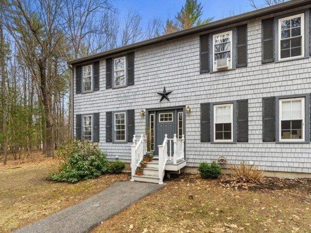 condo with 2 bedroom, Stratham NH DLS102257631