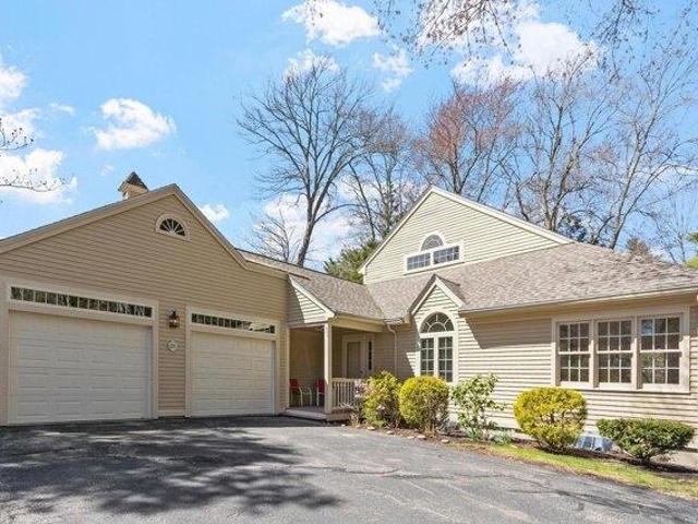 condo with 2 bedroom, Stratham NH DS103885278