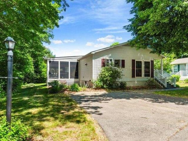 condo with 2 bedroom, Stratham NH DS104409017