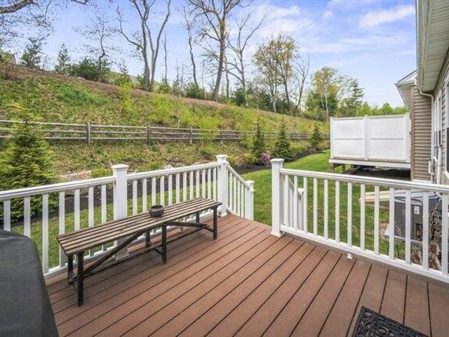 condo with 2 bedroom, Sudbury MA DLS102776979