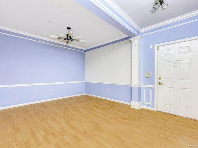 condo with 2 bedroom, Suffern NY DLS101799972