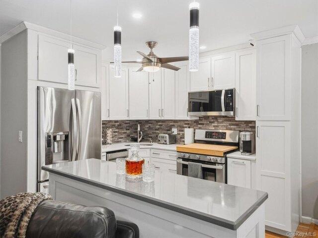 condo with 2 bedroom, Suffern NY DS103620165