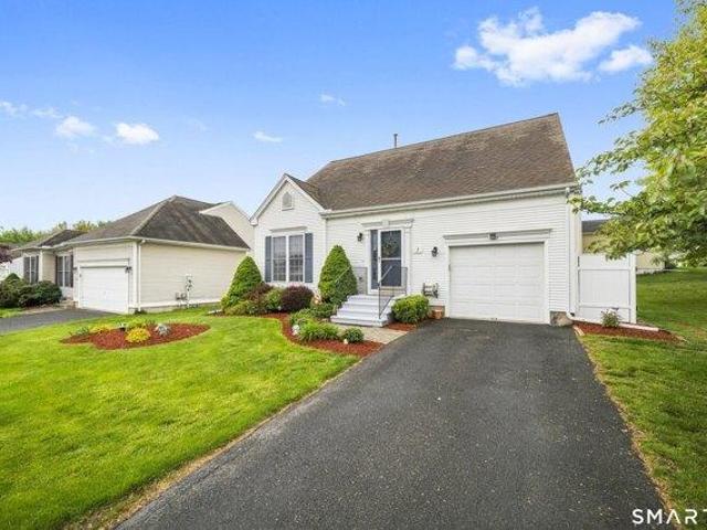 condo with 2 bedroom, Suffield CT DS103072643