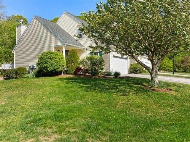 condo with 2 bedroom, Sutton MA DS103435027