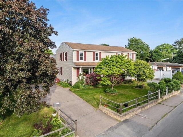 condo with 3 bedroom, Taunton MA DS104149485