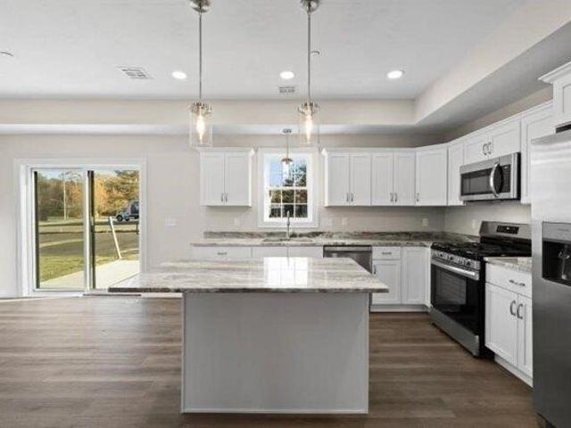 condo with 3 bedroom, Taunton MA ES103852154