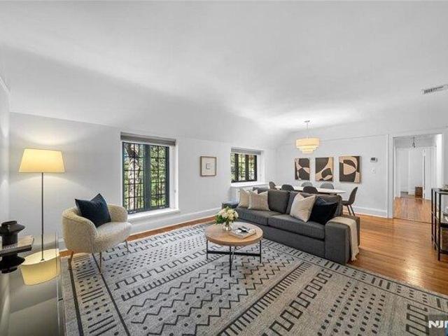condo with 3 bedroom, Tenafly NJ ES104608447