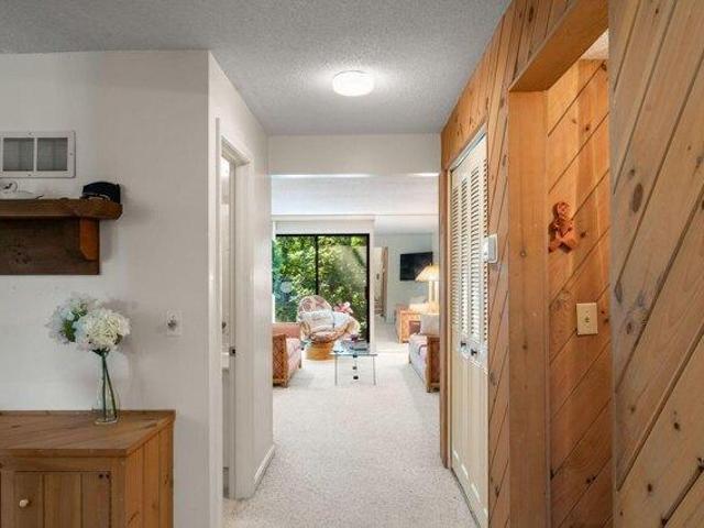 condo with 3 bedroom, Teaticket MA ES105105226