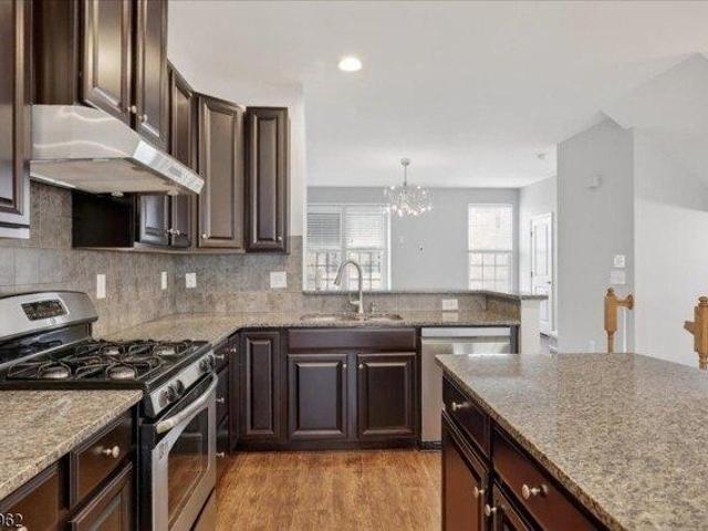 condo with 3 bedroom, Tinton Falls NJ DS102565726