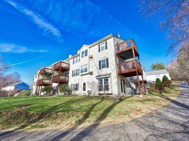 condo with 3 bedroom, Torrington CT DLS101604797