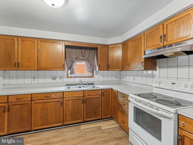 condo with 3 bedroom, Trenton NJ ES105192018