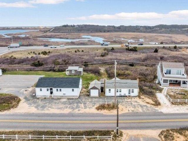 condo with 3 bedroom, Truro MA DS103162126