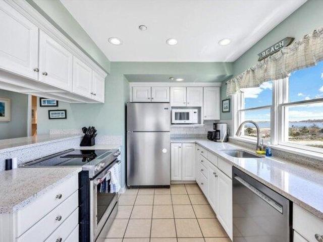 condo with 3 bedroom, Truro MA ES105157112