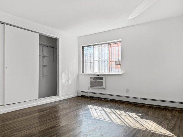 condo with 3 bedroom, Union City NJ DS104237012