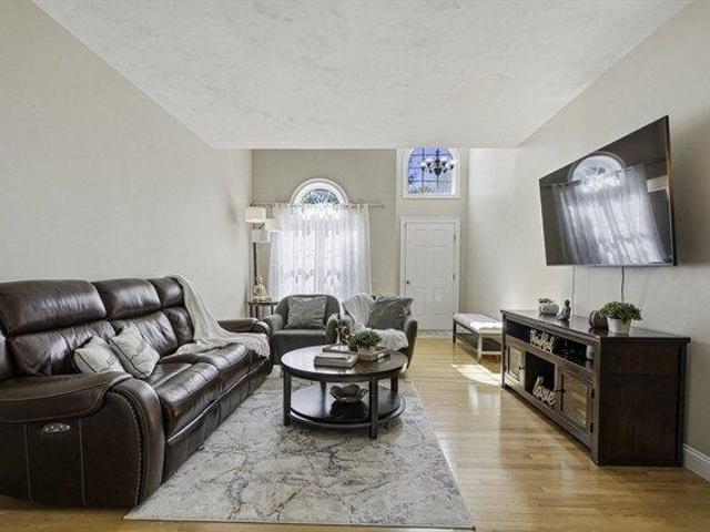 condo with 3 bedroom, Upton MA DS103434067