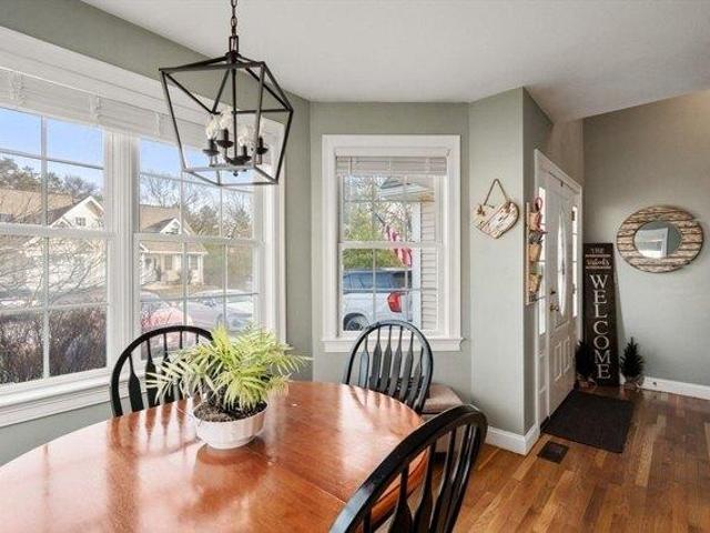 condo with 3 bedroom, Uxbridge MA DS103440773