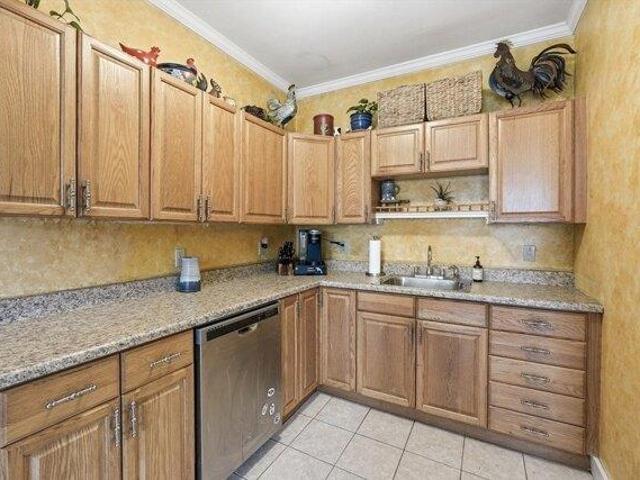 condo with 3 bedroom, Uxbridge MA ES103885198