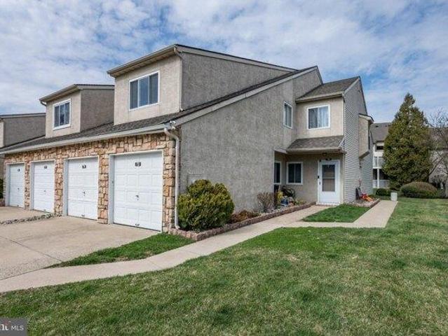 condo with 3 bedroom, Voorhees NJ DS102528982