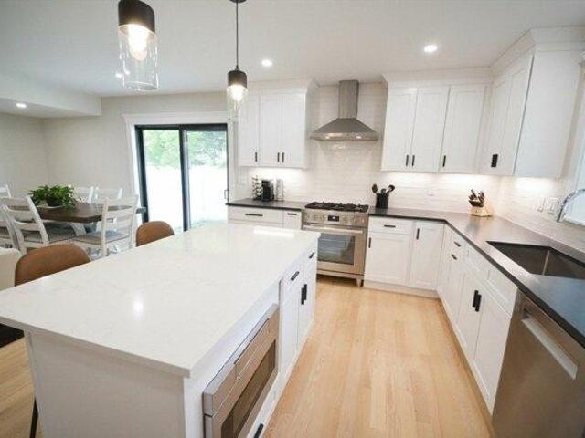 condo with 3 bedroom, Wakefield MA ES105040930