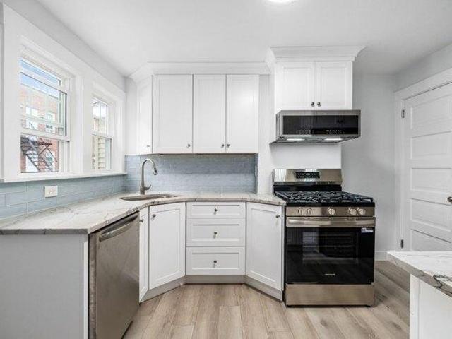 condo with 3 bedroom, Wakefield MA ES105156409