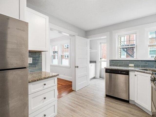 condo with 3 bedroom, Wakefield MA ES105340806