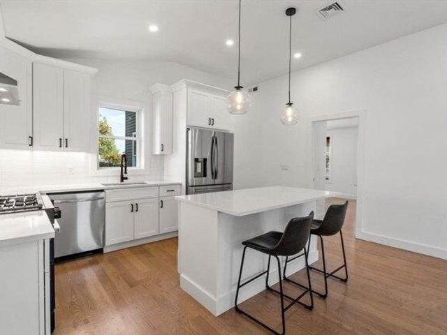 condo with 3 bedroom, Waltham MA DLS102959933