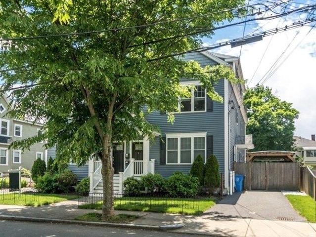 condo with 3 bedroom, Waltham MA ES104300045