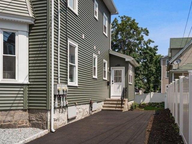 condo with 3 bedroom, Waltham MA ES105203287