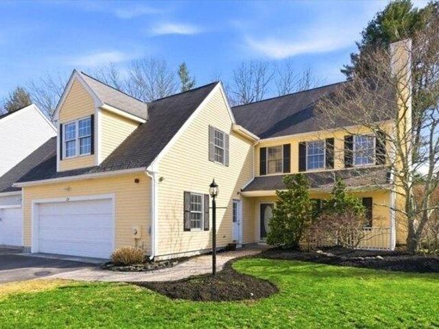 condo with 3 bedroom, Walpole MA ES104298570