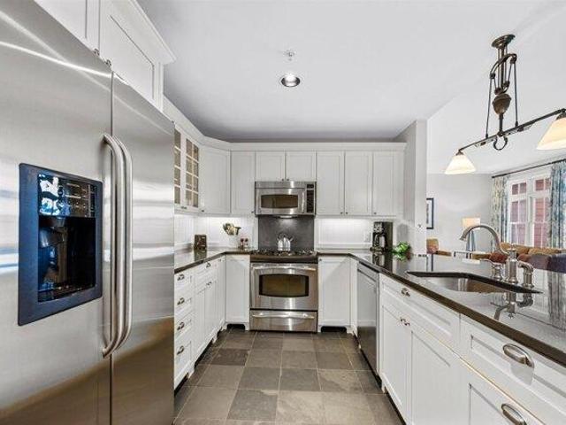 condo with 3 bedroom, Warren VT DLS102446147