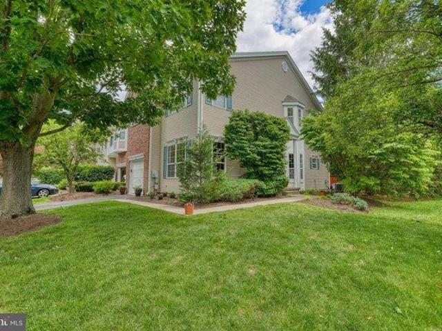 condo with 3 bedroom, Washington Crossing PA ES103627327
