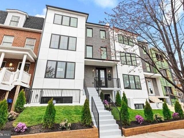 condo with 3 bedroom, Washington DC DLS88246987