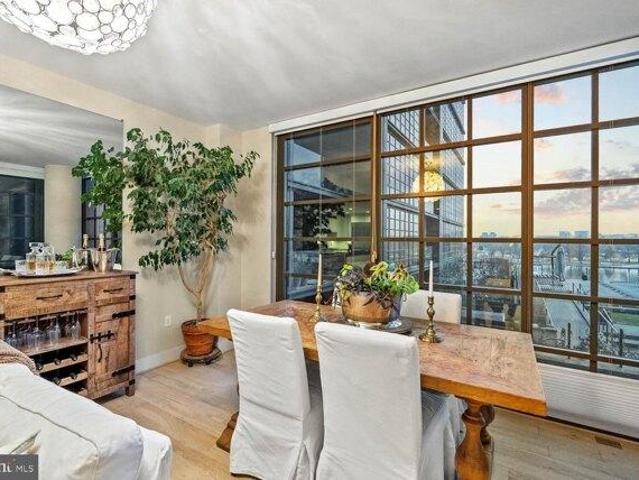 condo with 3 bedroom, Washington DC ES103623571