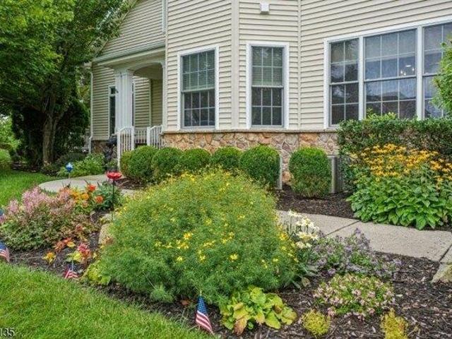 condo with 3 bedroom, Washington Township NJ ES104870245