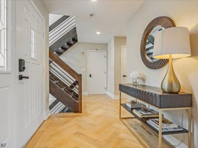 condo with 3 bedroom, Watchung NJ ES103619689